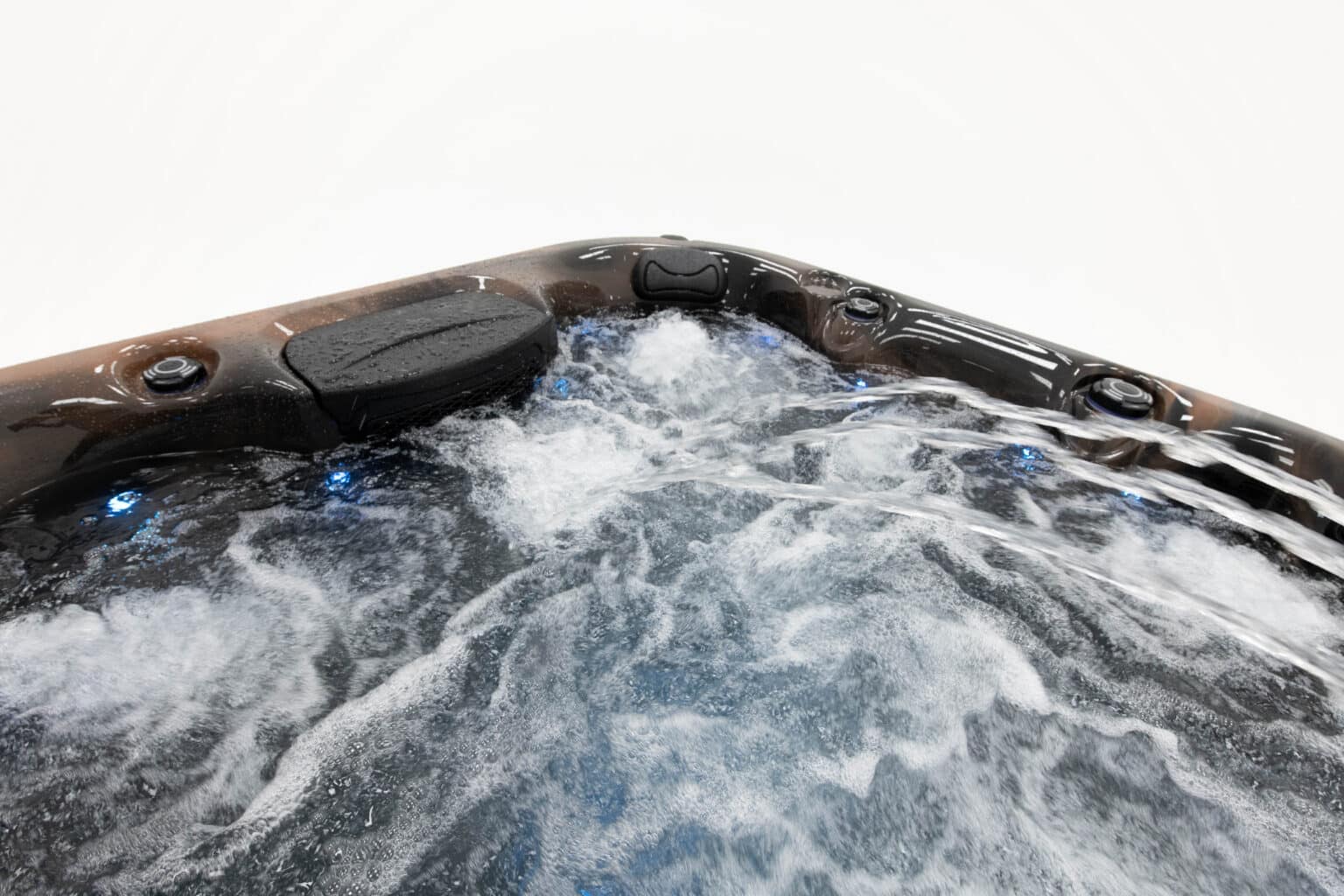 Seville - Shop Valley Pool & Spa - Deluxe Range, Platinum Spas