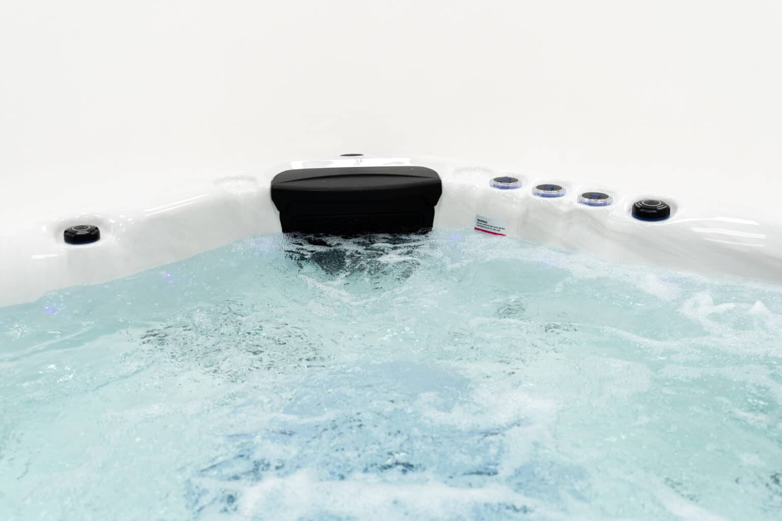 Happy - Shop Valley Pool & Spa - Deluxe Range, Platinum Spas