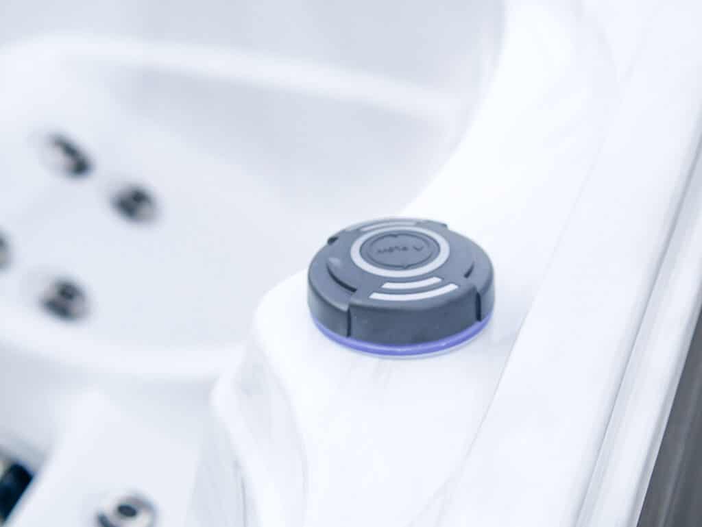 Infinity - Shop Valley Pool & Spa - Platinum Spas, Premium Range