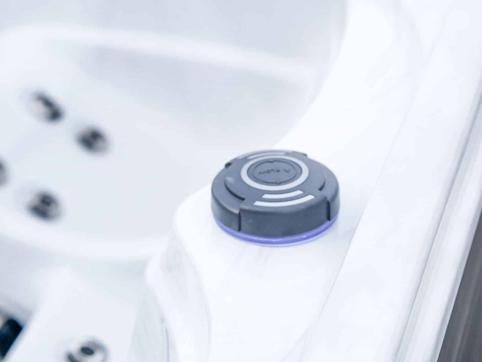 Infinity - Shop Valley Pool & Spa - Platinum Spas, Premium Range