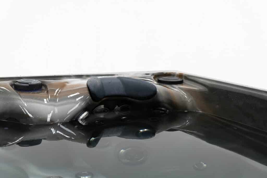 Topaz - Shop Valley Pool & Spa - Platinum Spas, Premium Range